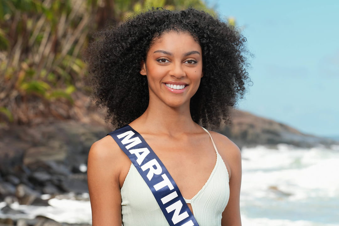 Chleo Modestine (Miss Martinique) pose en maillot