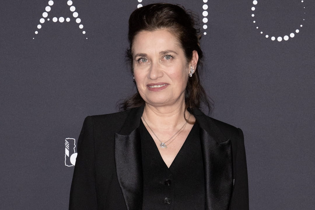 Emmanuelle Devos élégante à la soirée des Révélations des César 2023