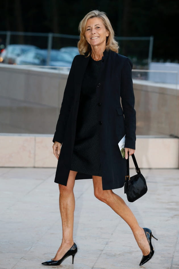 Claire Chazal en robe et manteau noirs