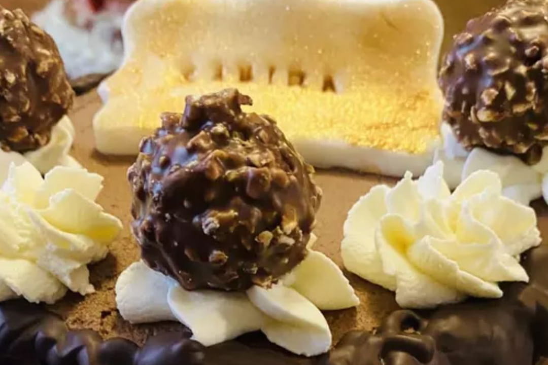 Layer cake aux Ferrero Rocher