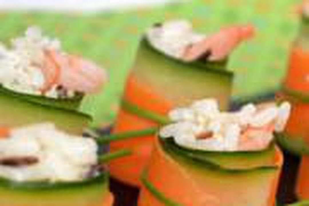 Roulades concombre et carotte au riz et crevettes