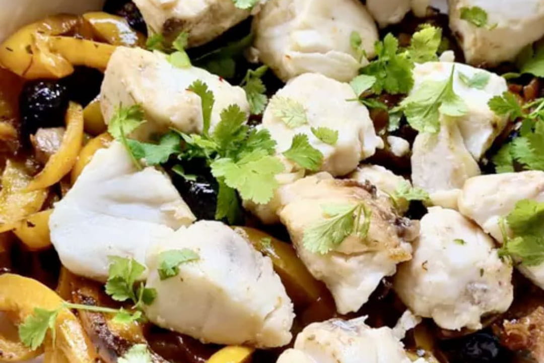 Tajine de poisson aux poivrons jaunes