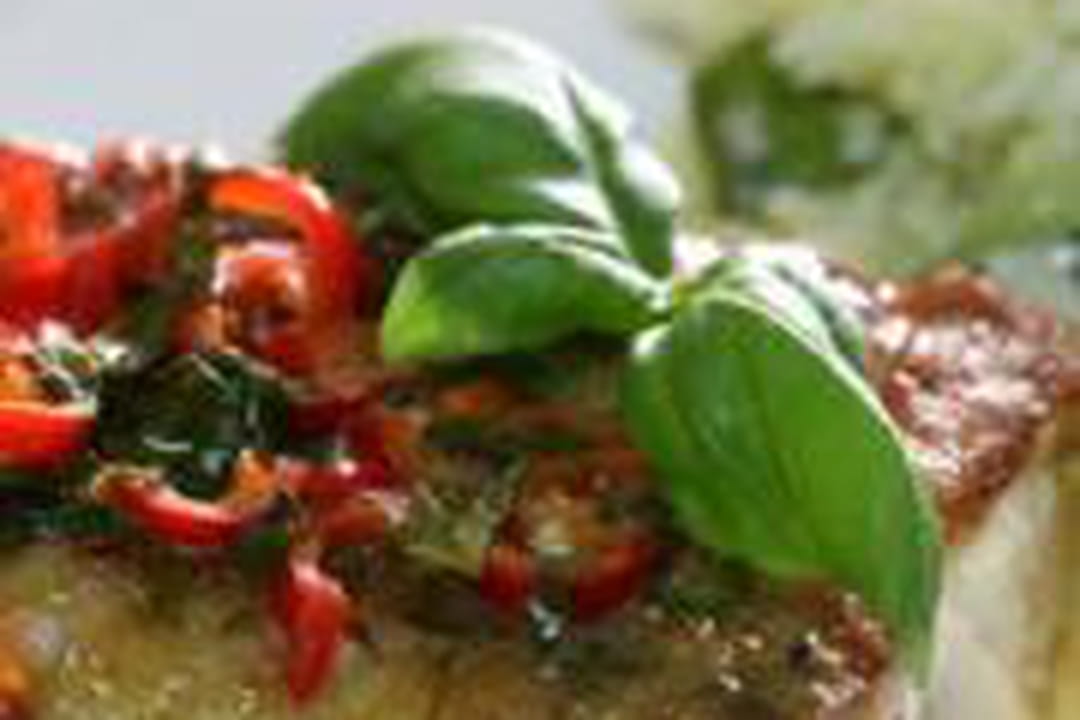 Dos de dorade rouge au beurre de basilic pimenté