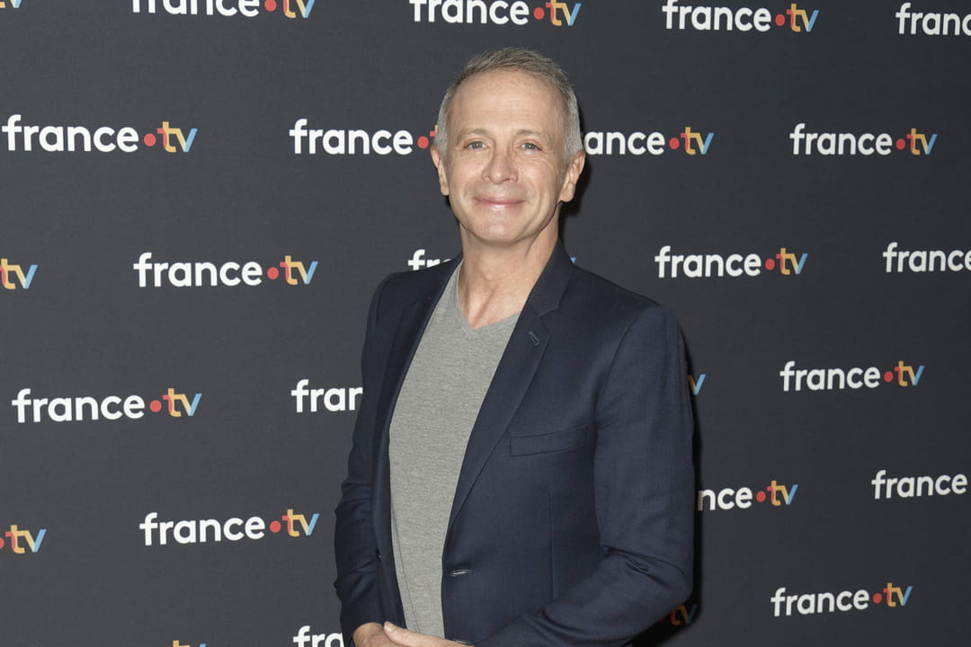 Samuel Etienne pas tendre avec Cyril Hanouna : "Il fait une télé que je ...
