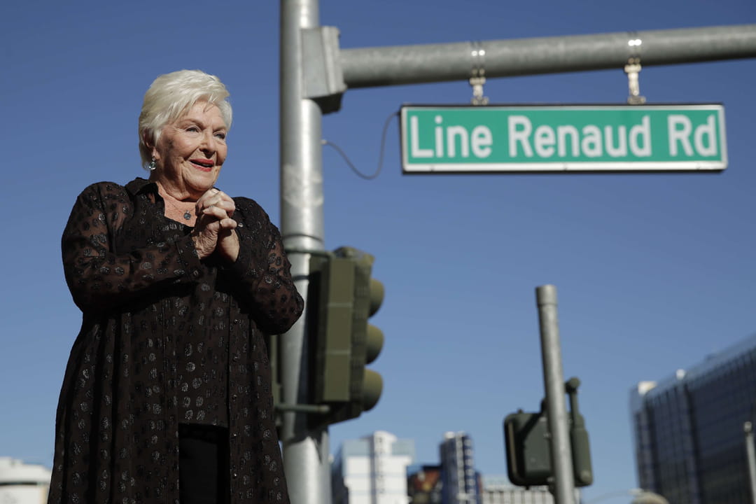 Line Renaud : les IMAGES de sa vie