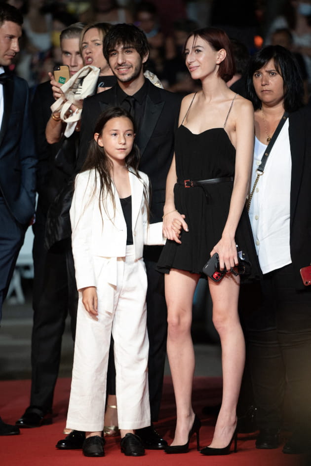 Alice Attal en robe courte