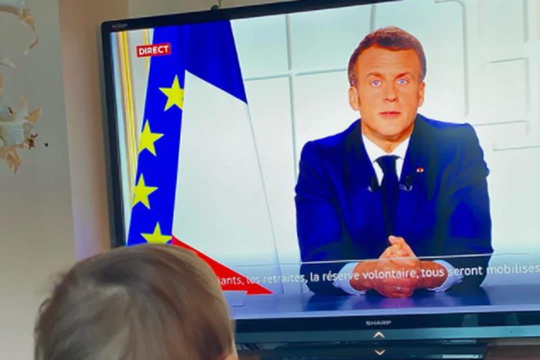 Christophe Beaugrand : son petit Valentin très attentif au Président ...