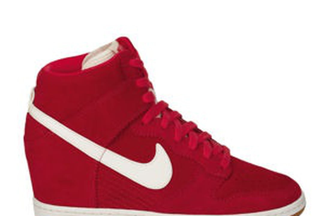 Baskets compensées rouges de Nike