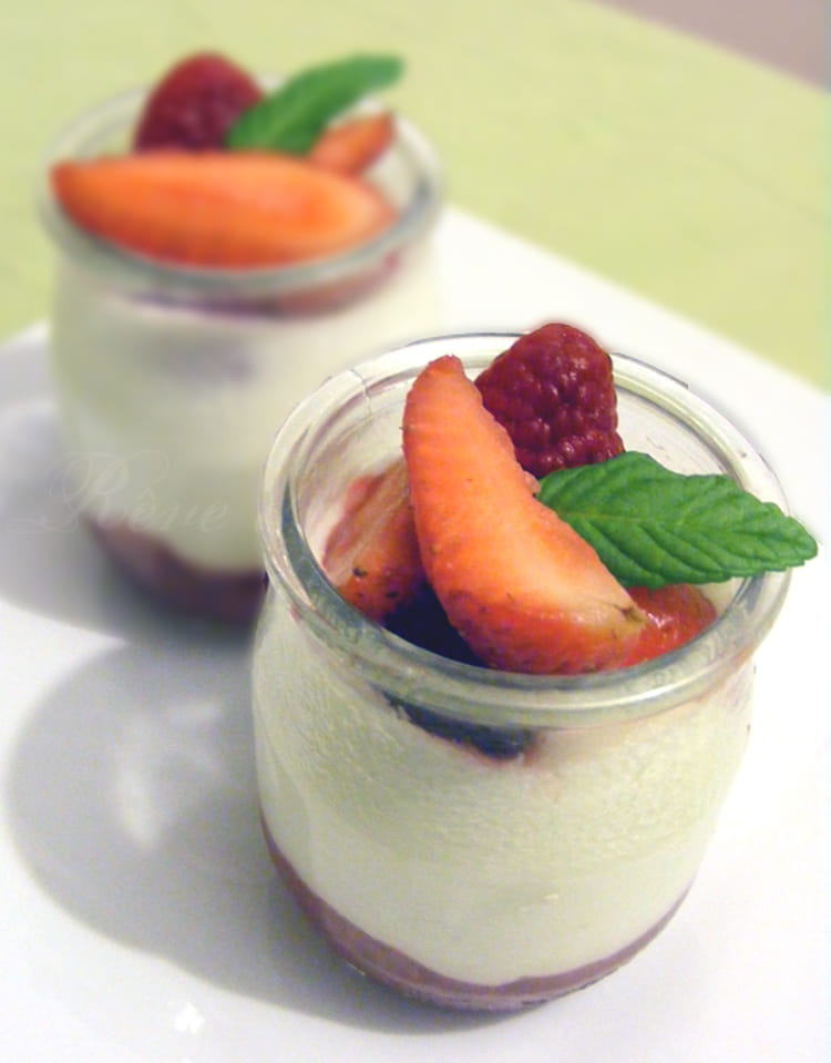 Recette de Fromage blanc au citron, fruits rouges et confiture