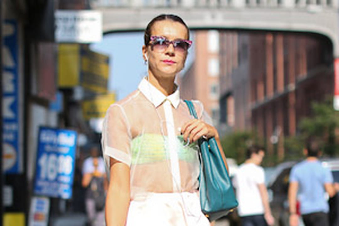 Street look fashion week : transparence hype