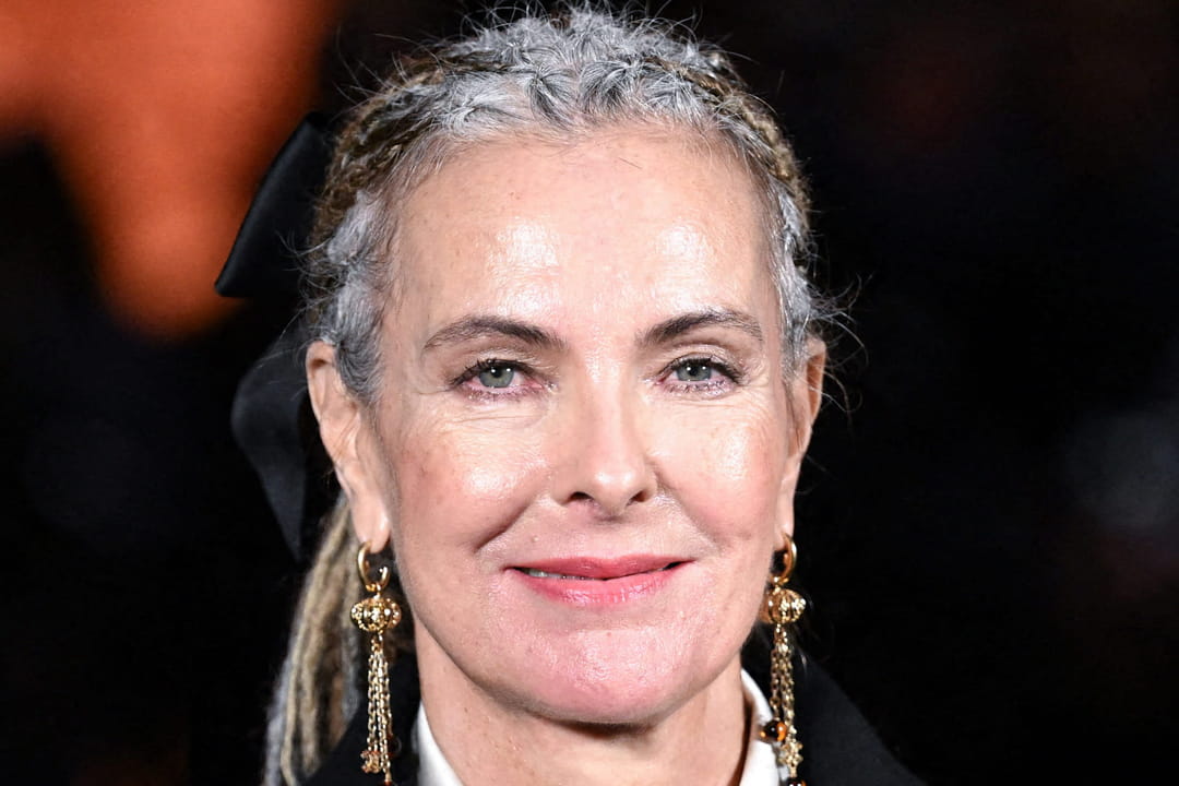 Carole Bouquet : les raisons de son changement de look capillaire