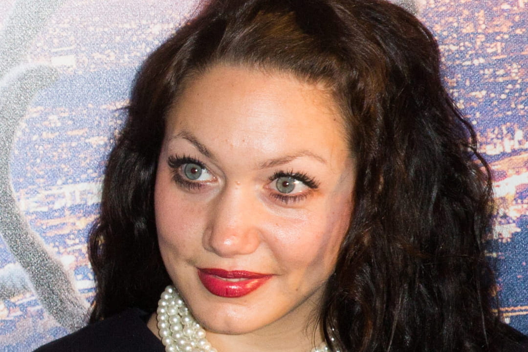 Louise Chabat n'a pas (du tout) suivi les traces de son père Alain Chabat