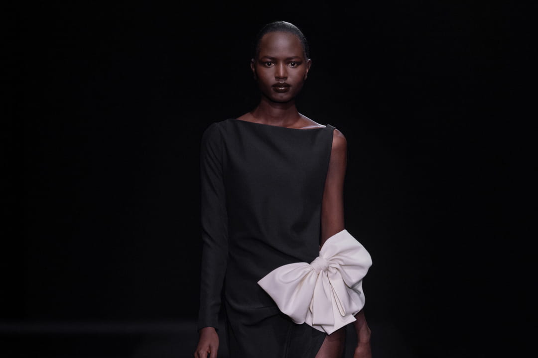 Look 77 du défilé Valentino