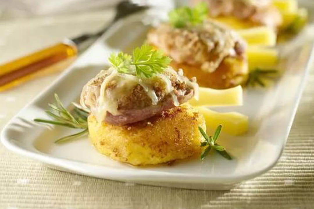 Croustillant de filet mignon sur lit de polenta