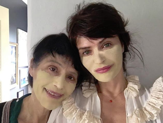 Instant cocooning pour Helena Christensen et sa mère