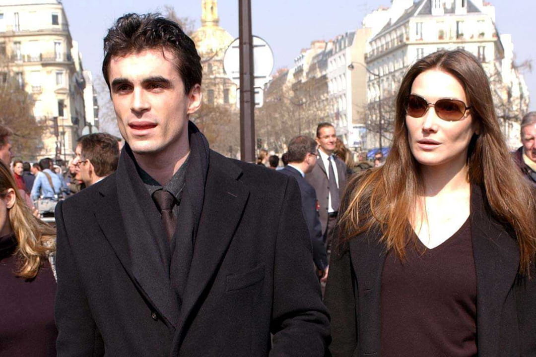 Carla Bruni-Sarkozy, très proche de son ex
