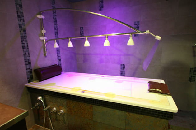 Spa Source La Roche Posay : bain à jets