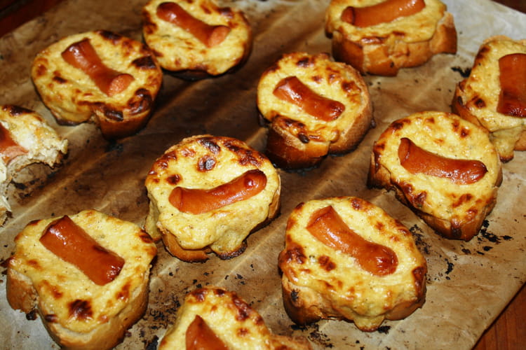 Toasts grillés moutarde et saucisses