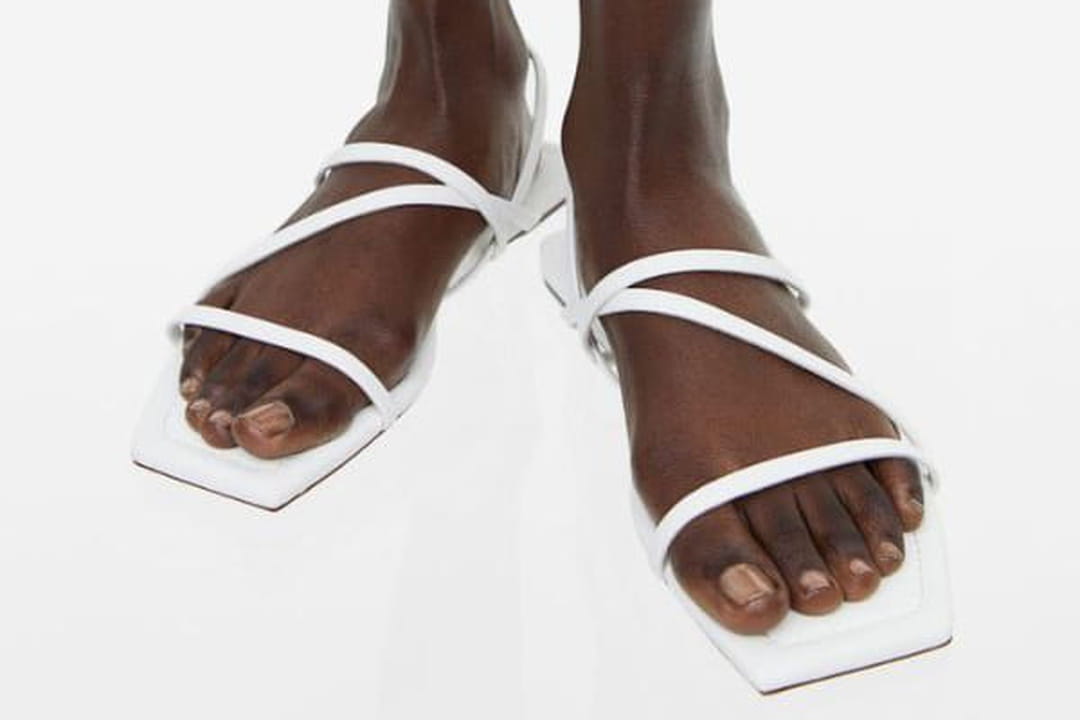 Sandales à brides fines