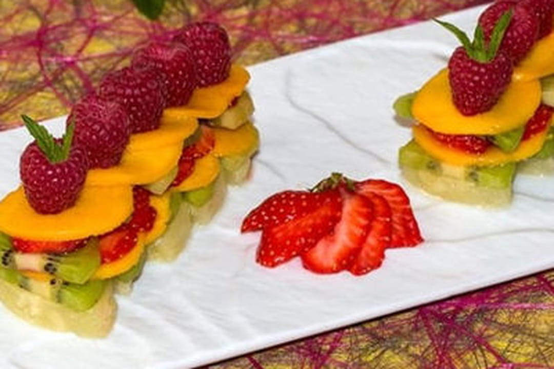 Mille-feuille de fruits frais