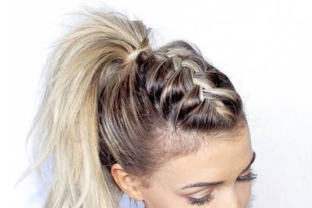 Queue-de-cheval tressée