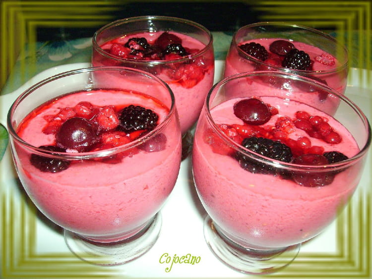 Recette de Nage de fruits rouge à la fève tonka