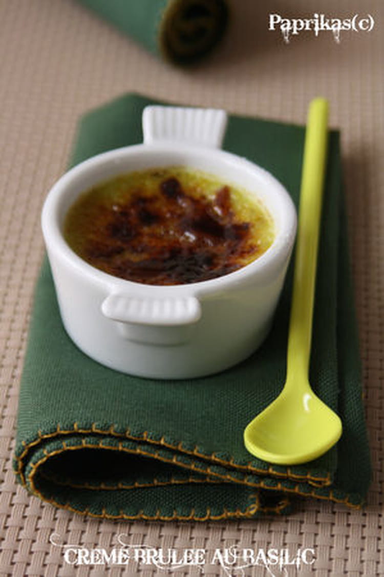 Recette de Crème brulée au basilic