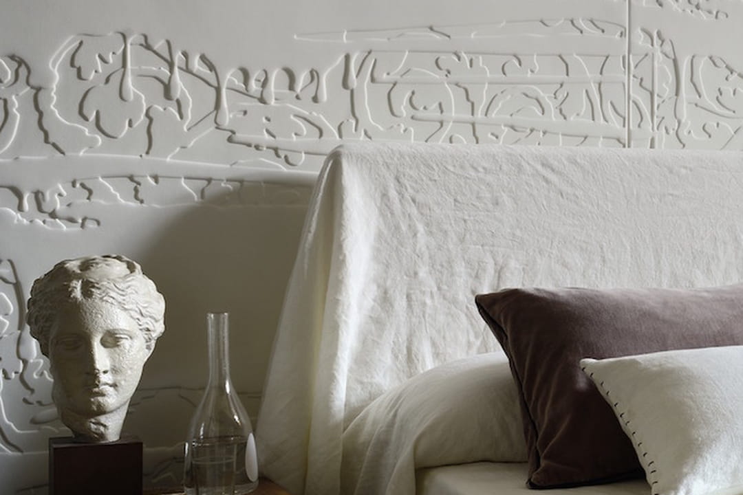 Un papier peint en relief