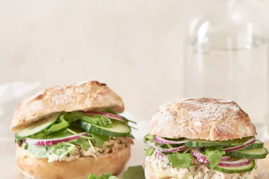 Sandwich thon avocat à la mayonnaise d'huile d'avocat