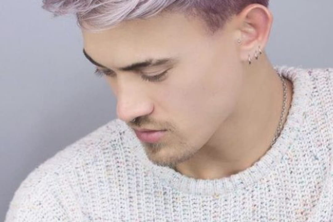 La coupe taper rose pastel pour homme