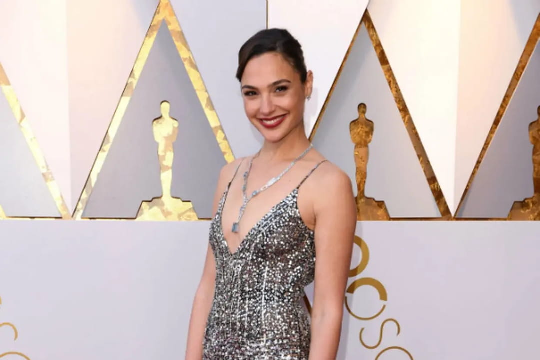 Gal Gadot, Cléopâtre polémique