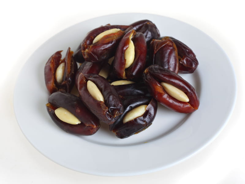 Recette de Dattes fourrées (friandises)