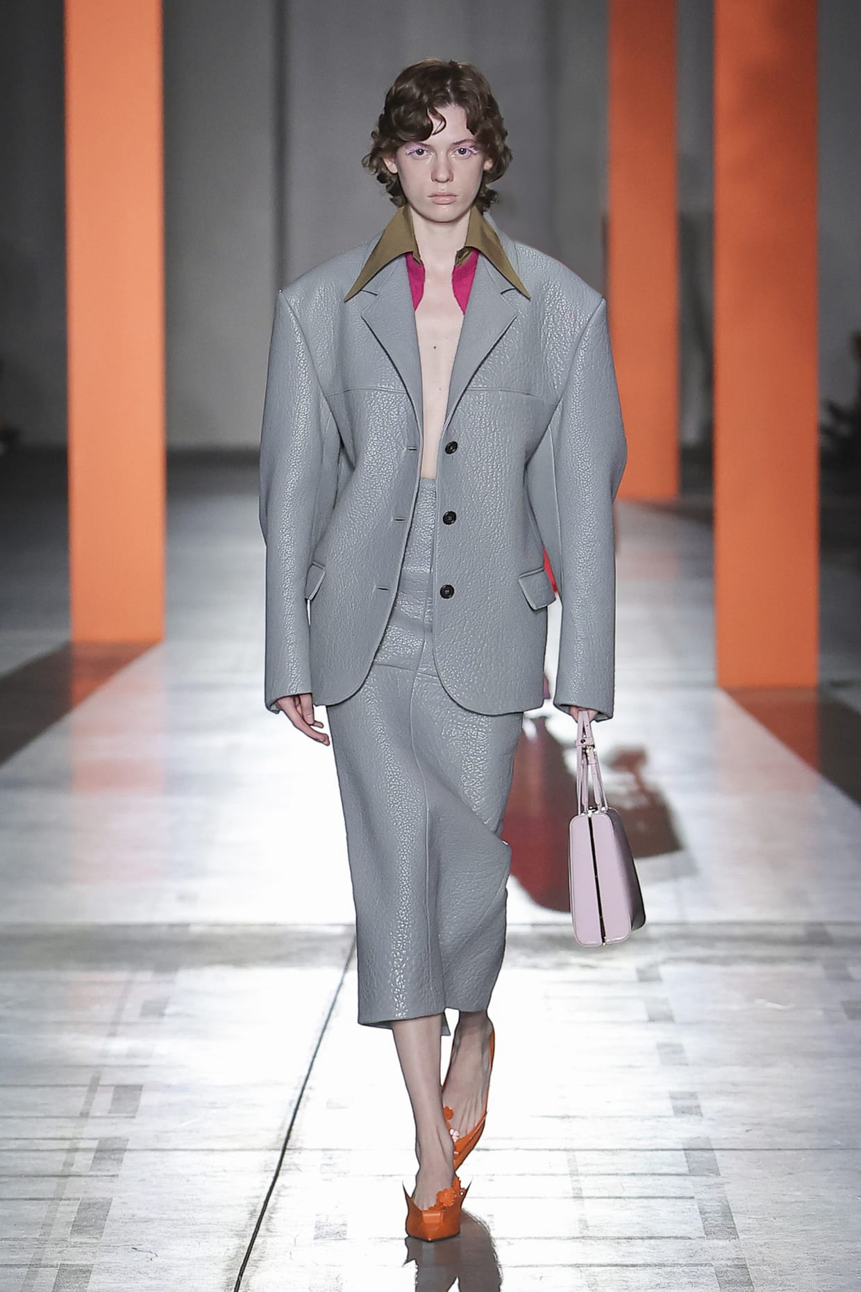 Look 22 du défilé Prada