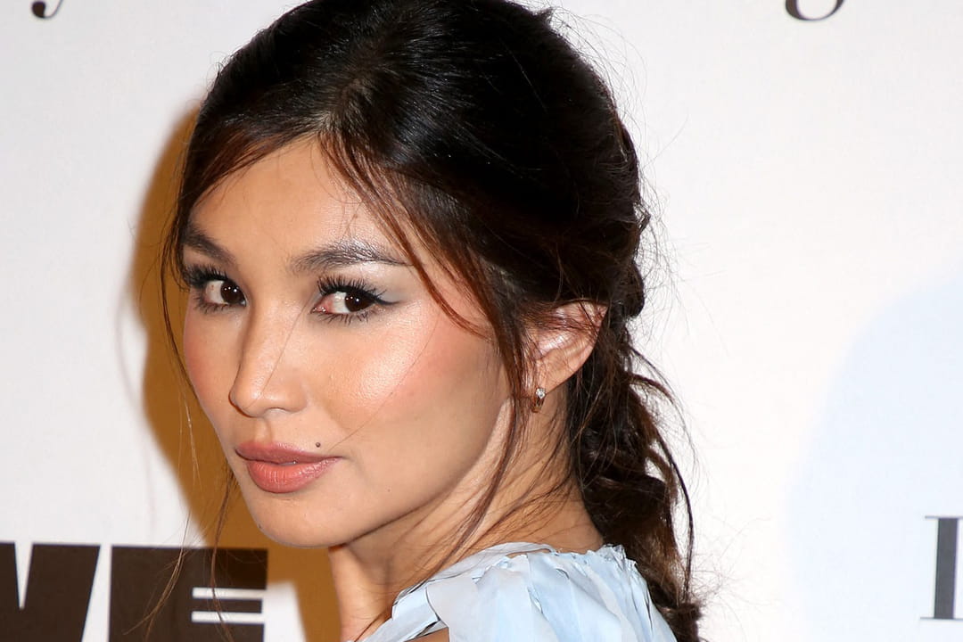 La tresse basse de Gemma Chan