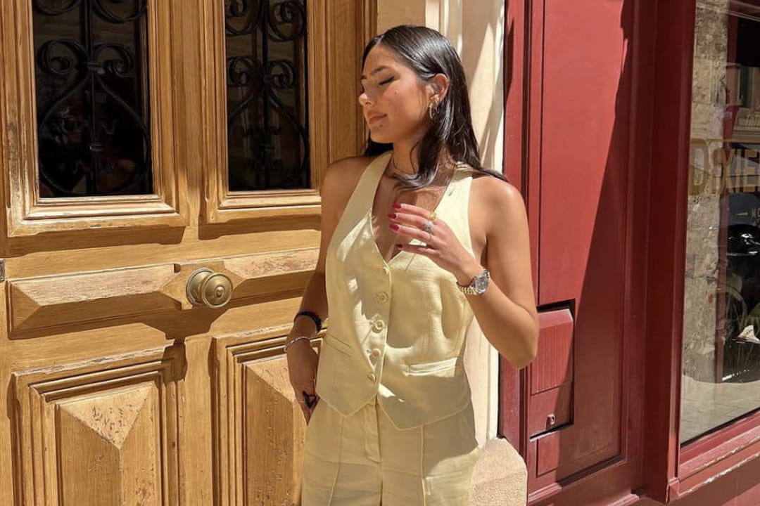 Elisabella, jaune pâle