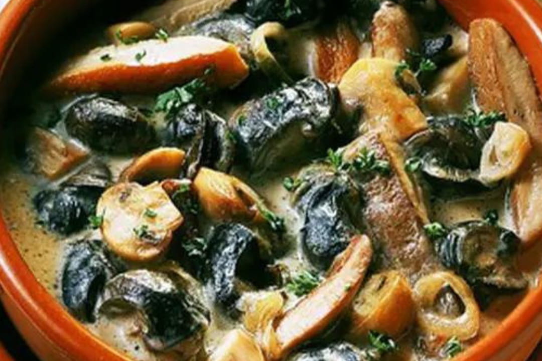 Cassolette d'escargots au Chablis (Escargot)