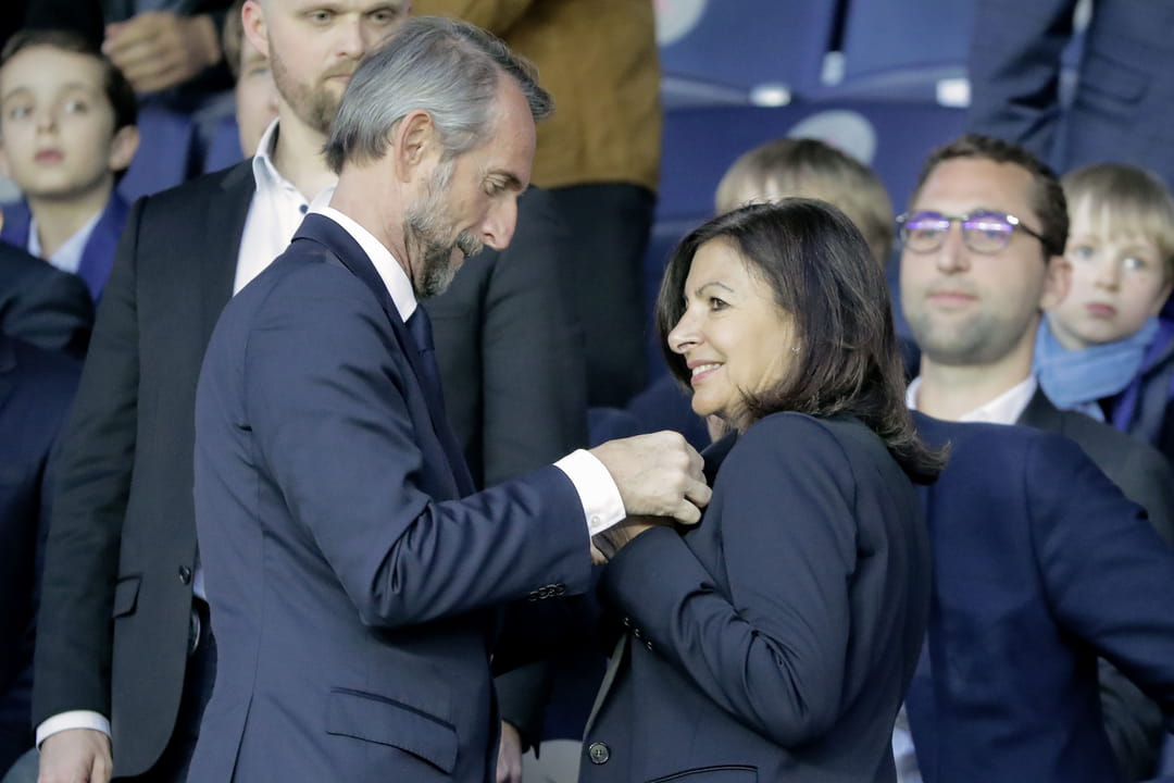 Anne Hidalgo se fait pincer pour la bonne cause