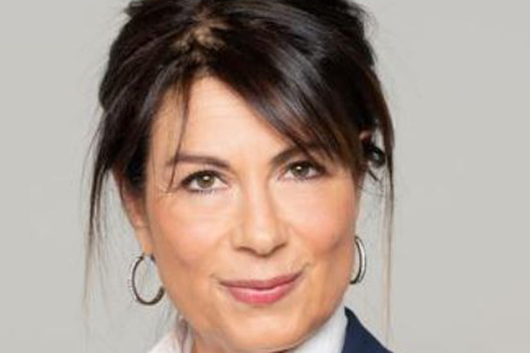 Anne Holmes remplace Diego Buñuel