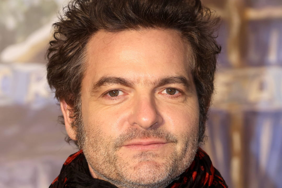 Matthieu Chedid propose de la drogue à Johnny