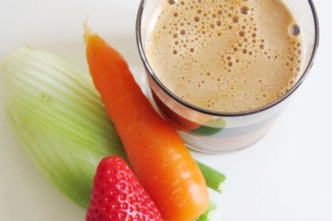 Jus de fenouil, carotte, céleri et fraise