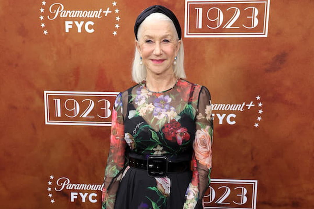 Helen Mirren prouve que cet imprimé de grand-mère est hautement fashion