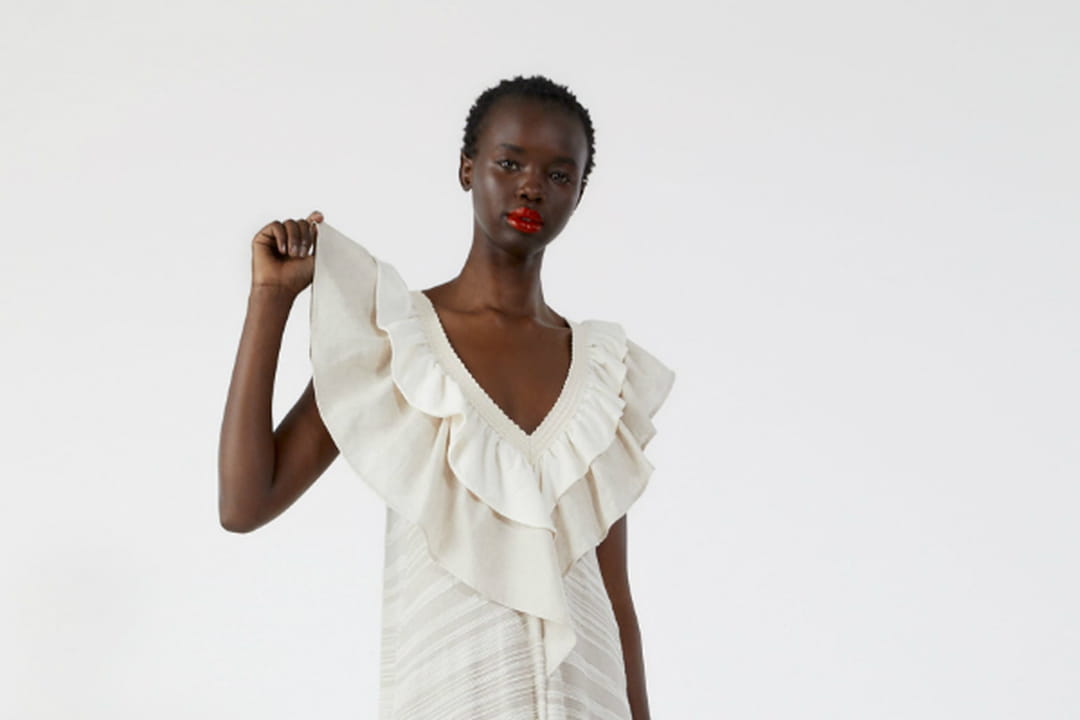 Robe blanche à volants de Zara