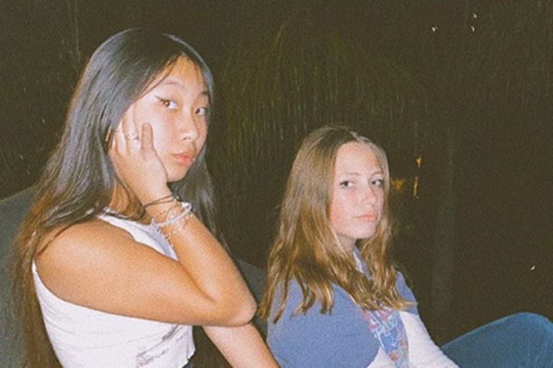 Jade Hallyday, très copine avec Mathilde, la fille de Pascal Balland