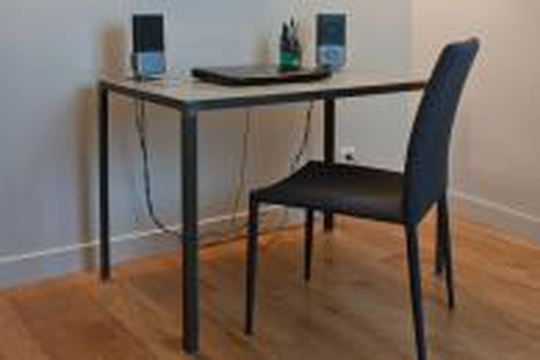 Un bureau simple et classique