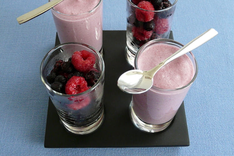 Recette de Fromage blanc aux fruit rouges