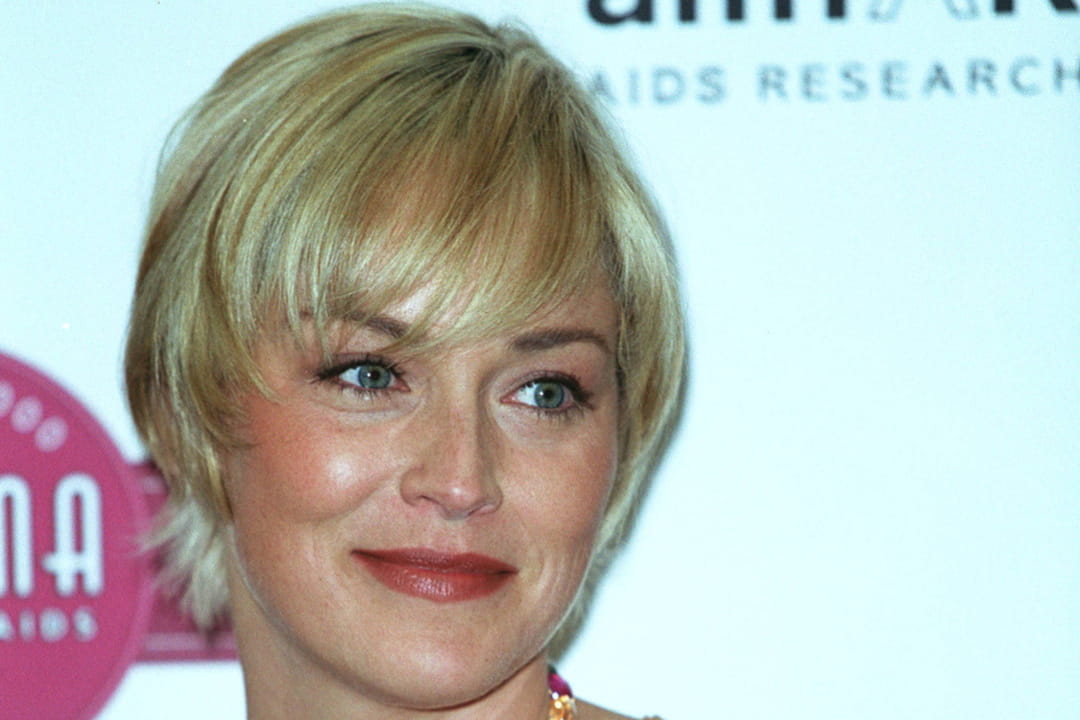 La coupe boule lumineuse de Sharon Stone