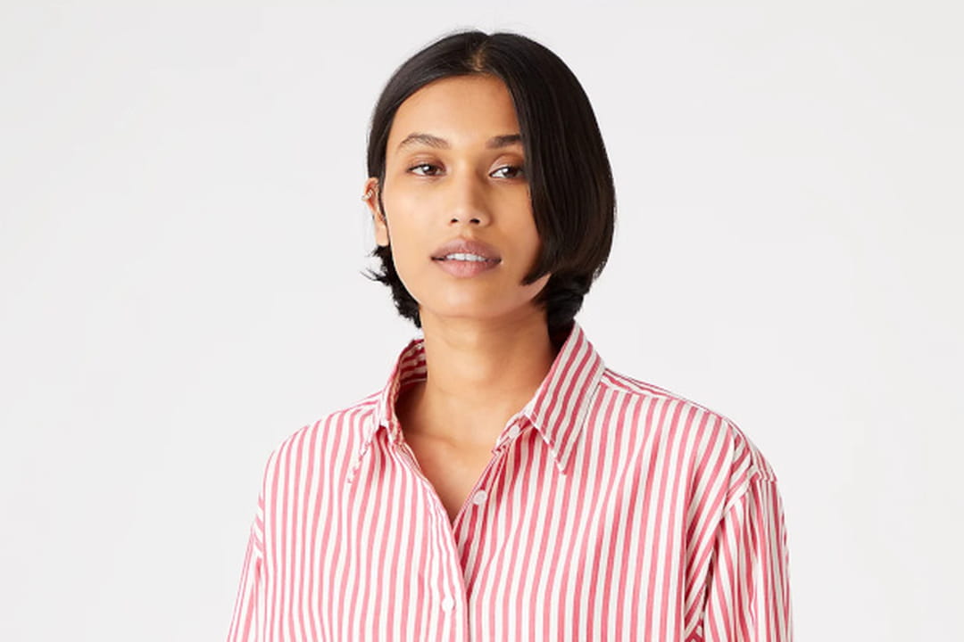 Chemise à rayures rouges