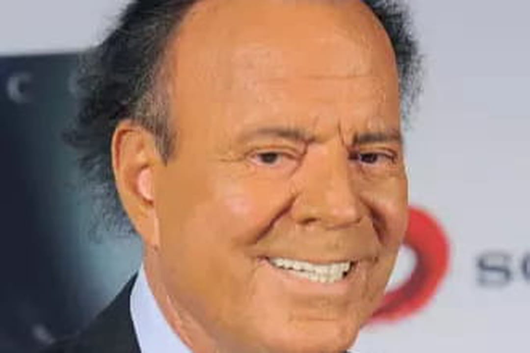 Julio Iglesias, accusé d'agressions sexuelles par des ex-employées ...