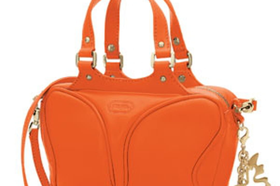 La mode aux couleurs de l'été : sac orange