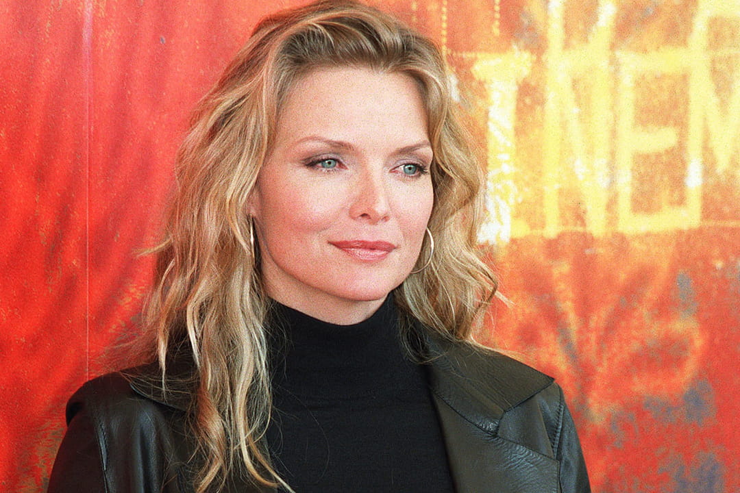 Michelle Pfeiffer en blazer en cuir